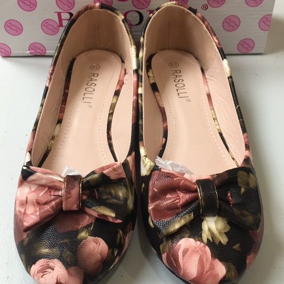 Rasolli | Shoes | Rasolli Floral Print Slip On Flat Womens Size 85 ...